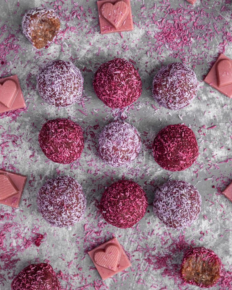 Сурови бонбони с малини / Raspberry Bliss Balls | Кукуряк
