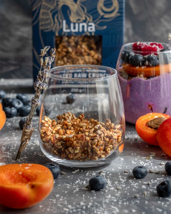 Бърза закуска: Плодово крънчи „Luna“ / Quick Brekkie: Fruity crunchy ...