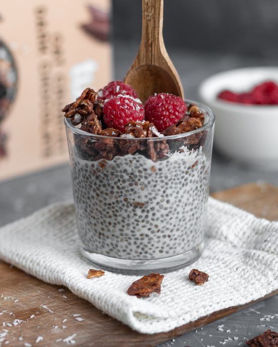 Хрупкав чиа пудинг с малини / Crunchy Chia Pudding with Raspberries ...